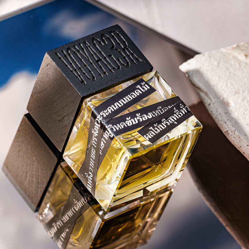 VOYAGER Eau De Parfum – Siam1928